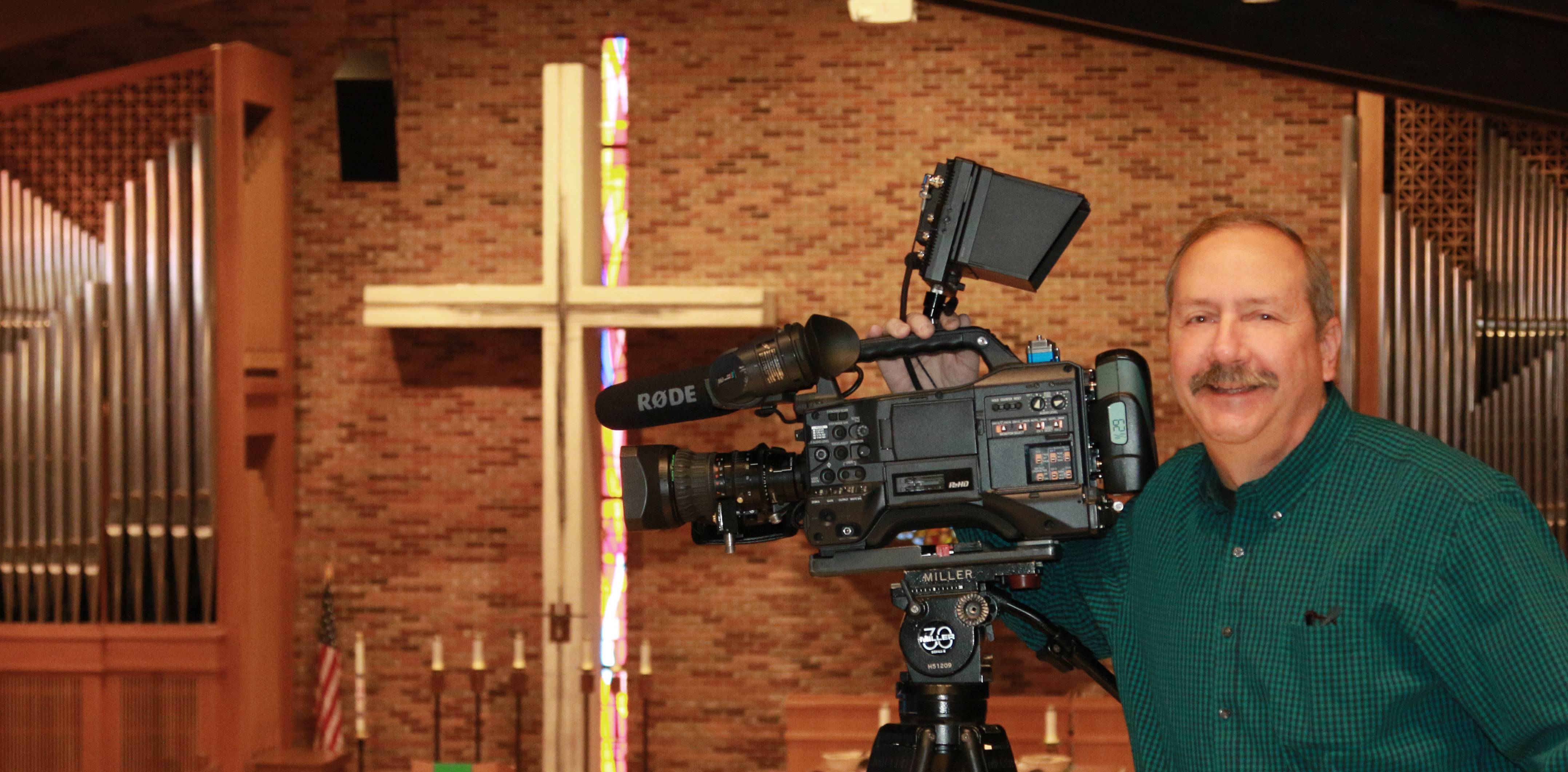 Tim Johnson serves at Trinity Lutheran Church Roselle IL