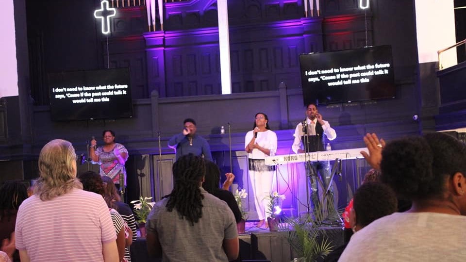 LUX.Church non-denominational contemporary family church in the city of ...