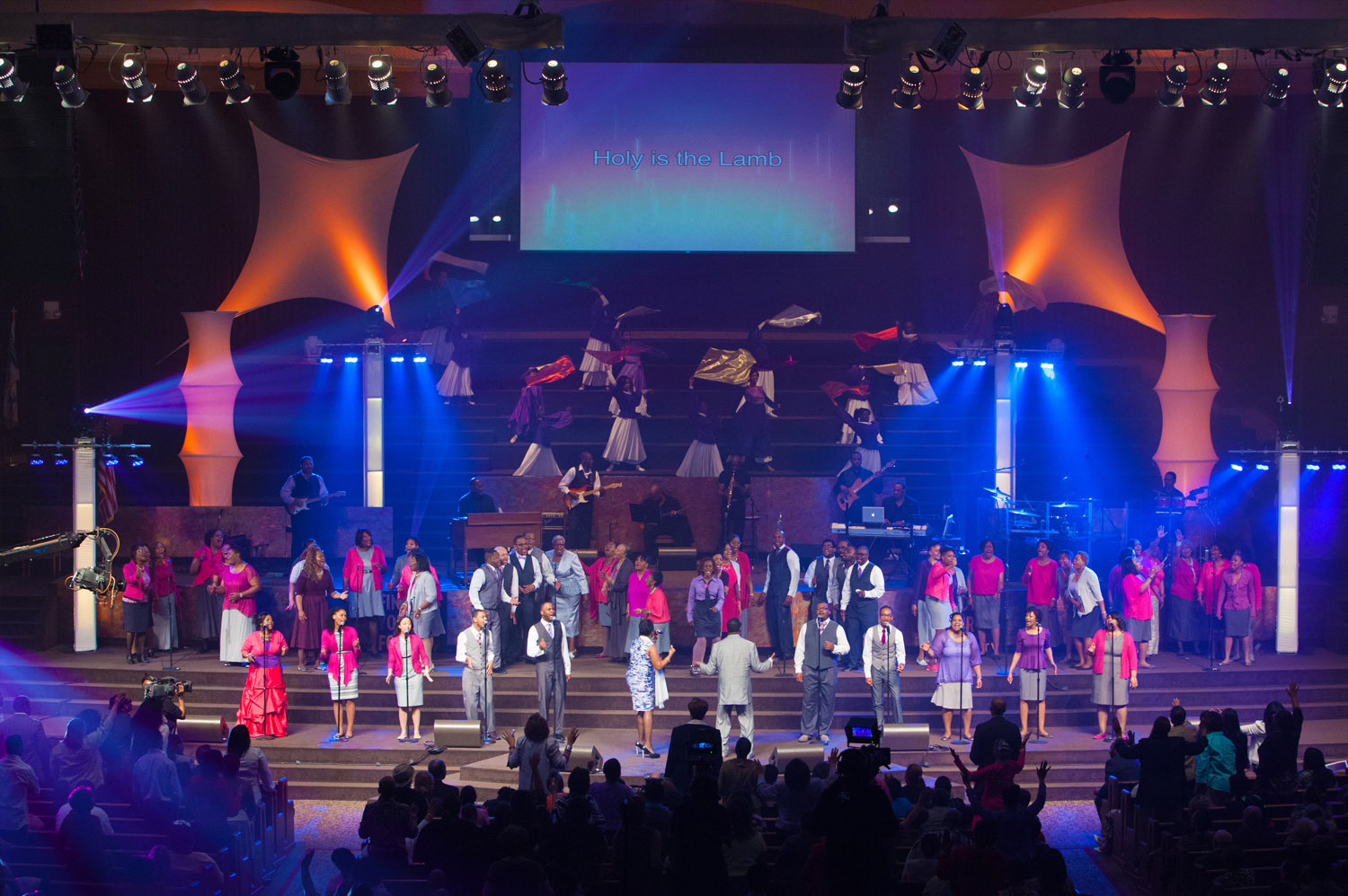 Straight Gate Music Ministry and Mass Choir in Detroit