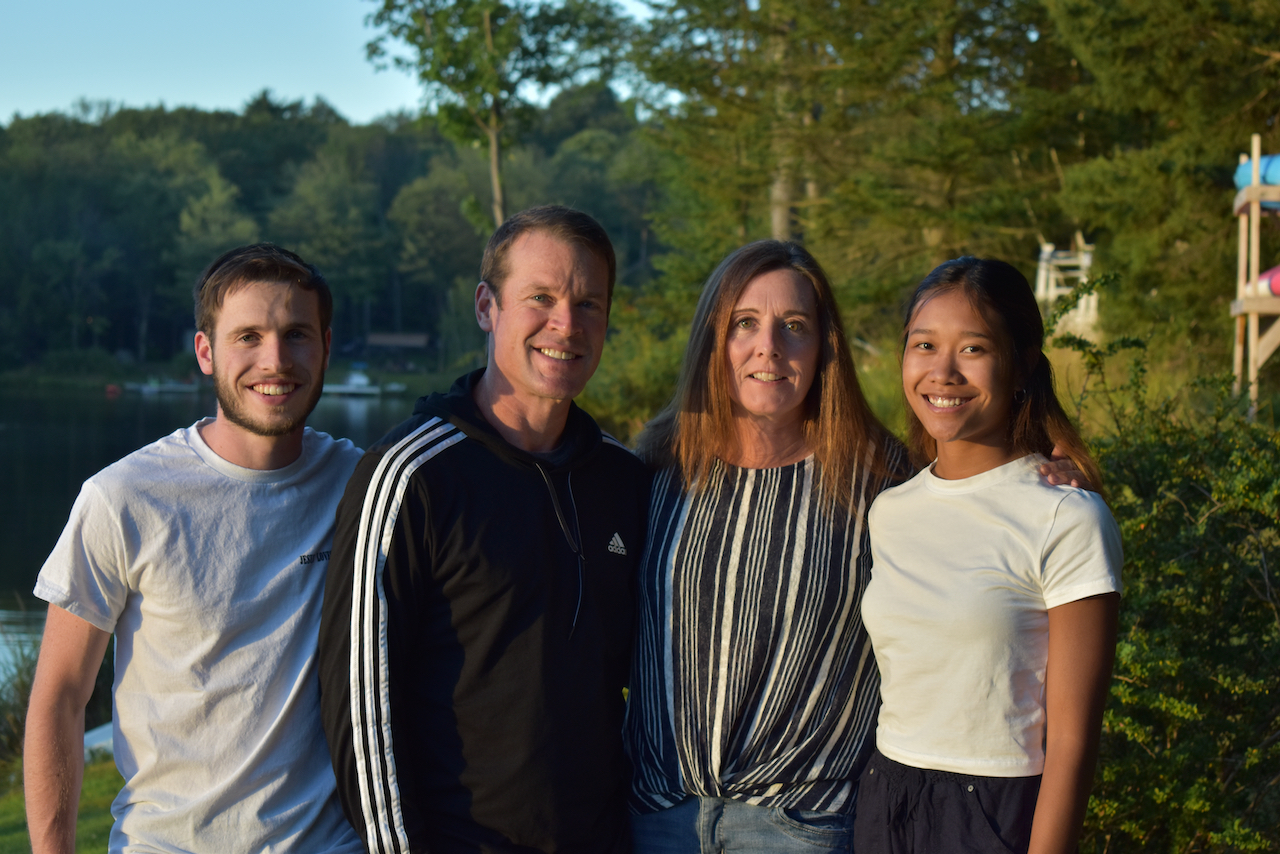 Support the Simpson Family