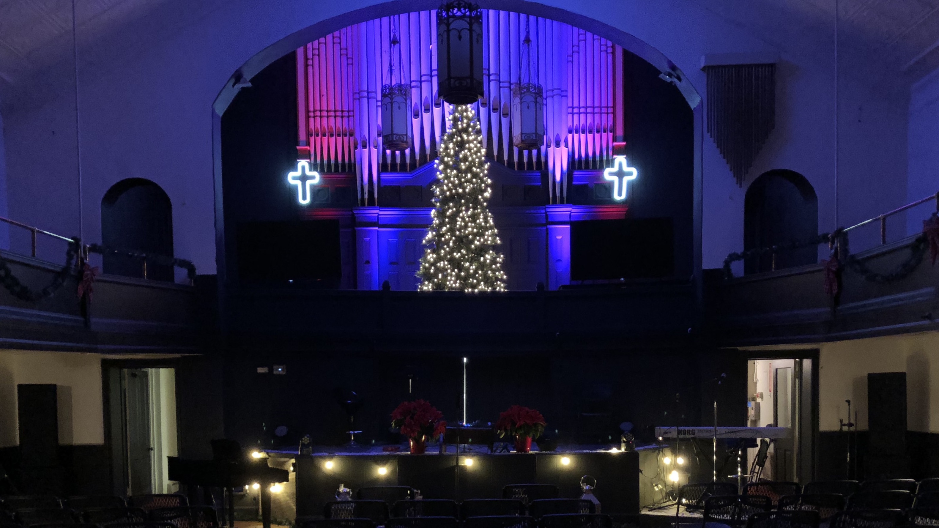 LUX.Church non-denominational contemporary family church in the city of ...